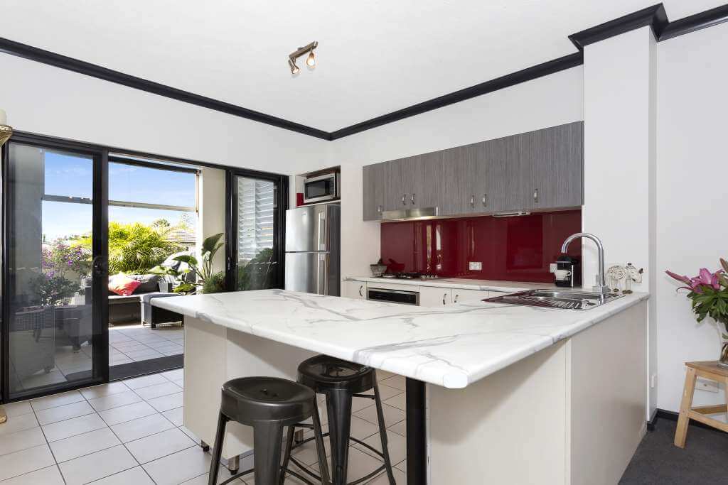 Benchtops - Stone, Laminate & Solid Surface ~ Multiform Benchtops